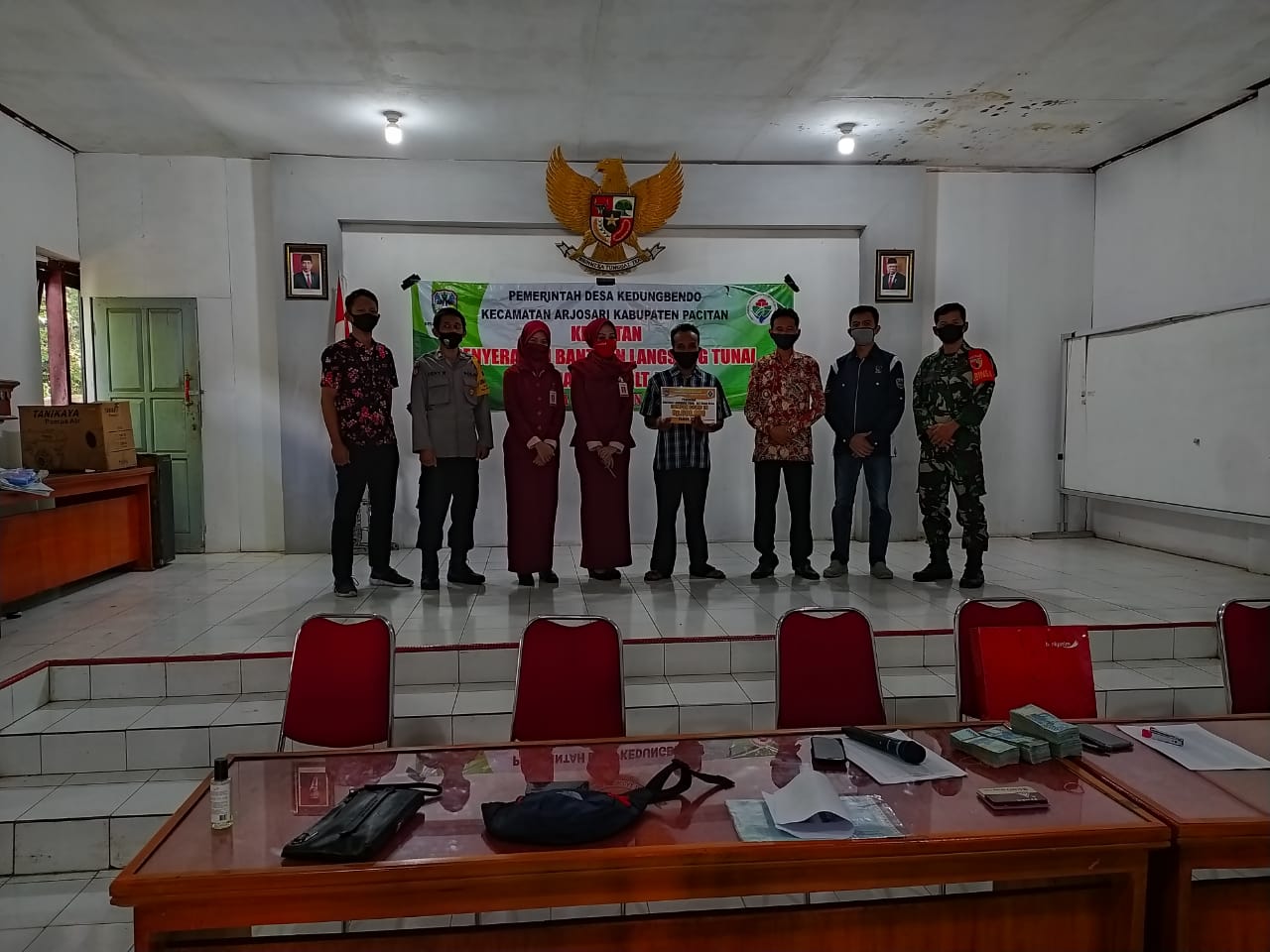 PENERIMAAN BANTUAN LANGSUNG TUNAI DANA DESA ( BLT-DD ) TAHAP II DESA KEDUNGBENDO - WEBSITE DESA ...